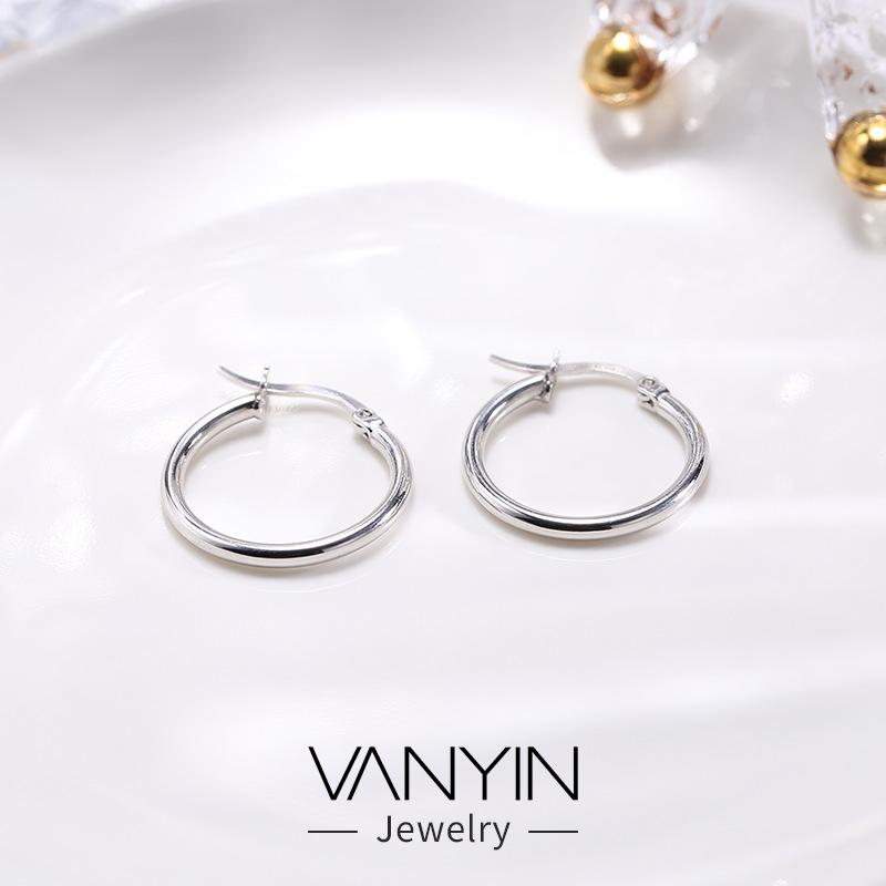 ・素材: 925シルバー・形状: 幾何型・加工: メッキ・パターン: 円・スタイル: 個性・対象: 女性