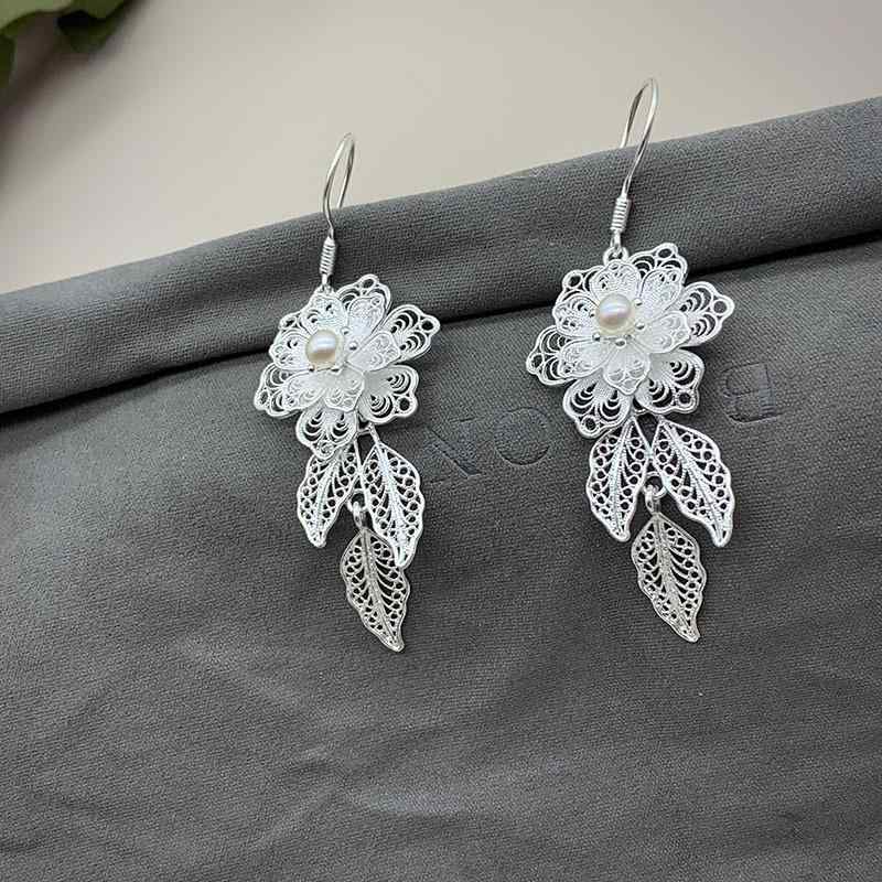 ・素材: 銀・形状: 葉・加工: 純手作業・カラー: 純銀本色無パール款,純銀本色嵌パール款,金メッキ有パール款耳環,金メッキ無パール款耳環・純度: 純銀・デザイン要素: 吉祥模様・スタイル: 民族風・スタイル分類: 文艺復古・商品カテゴリ...
