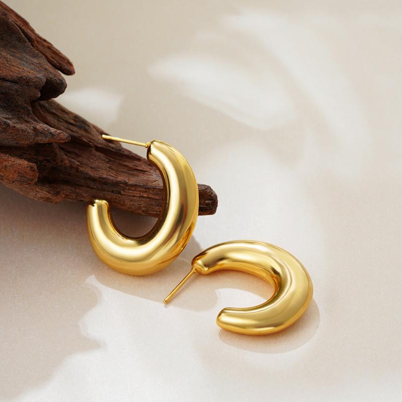 ・素材: ステンレス・形状: 幾何型・加工: 電鍍・流行要素: リング、ライン・スタイル: ヨーロッパアメリカン・貴金属: 18Kゴールド・メッキ: 真空炉内・スタイル分類: ファッション通勤・対象: 男女兼用・流行要素分類: 幾何