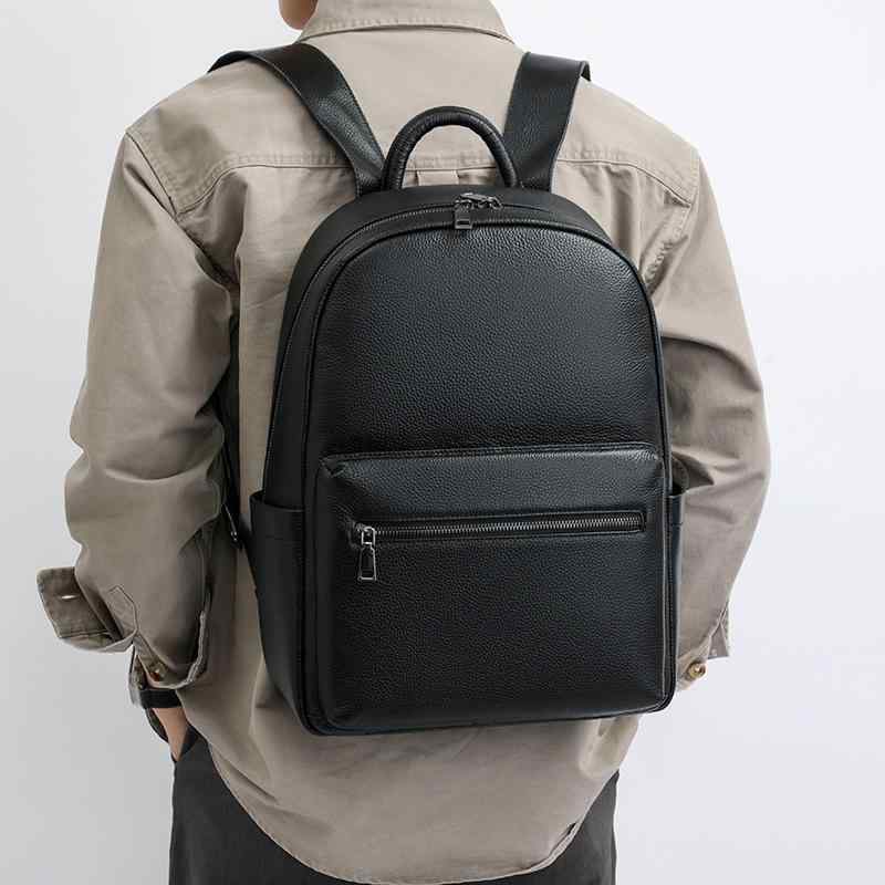 ・色: ブラック・性別: メンズ・素材: 本革・皮質特徴: ヘッドレイヤー牛革・容量: 20-35L・機能: 耐摩耗・PC収納サイズ: 38.1cm・パターン: 無地・裏地: ポリエステル