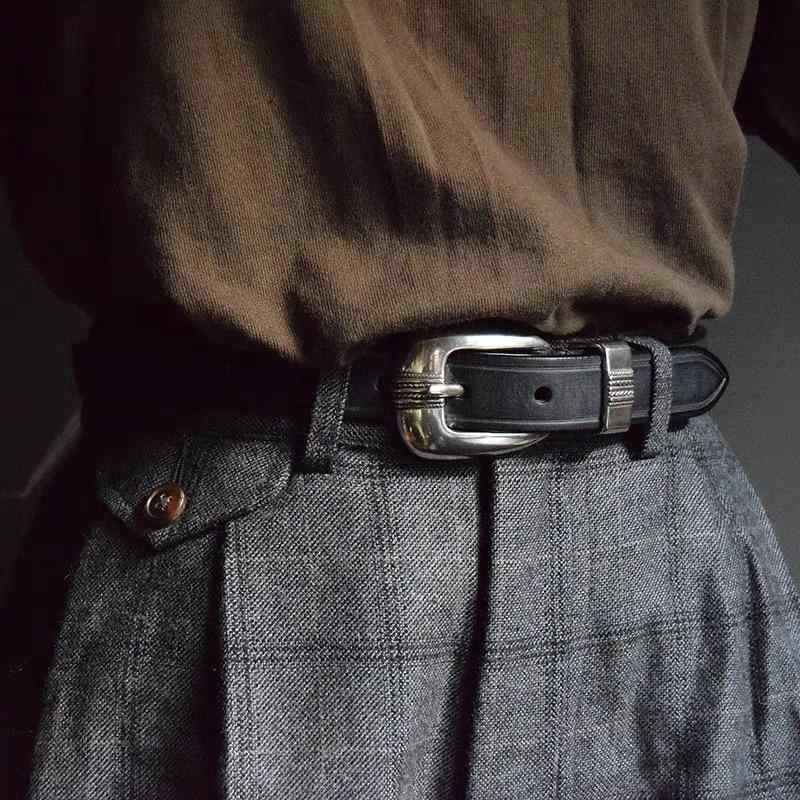 ・素材: 本革・皮質: ヘッドレイヤー牛革・バックル素材: アロイ・留め具方式: 自動扣・色: ブラック,ブラウン・幅: 2-4cm・長さ: 95cm,100cm,105cm,110cm,115cm・スタイル: レトロ