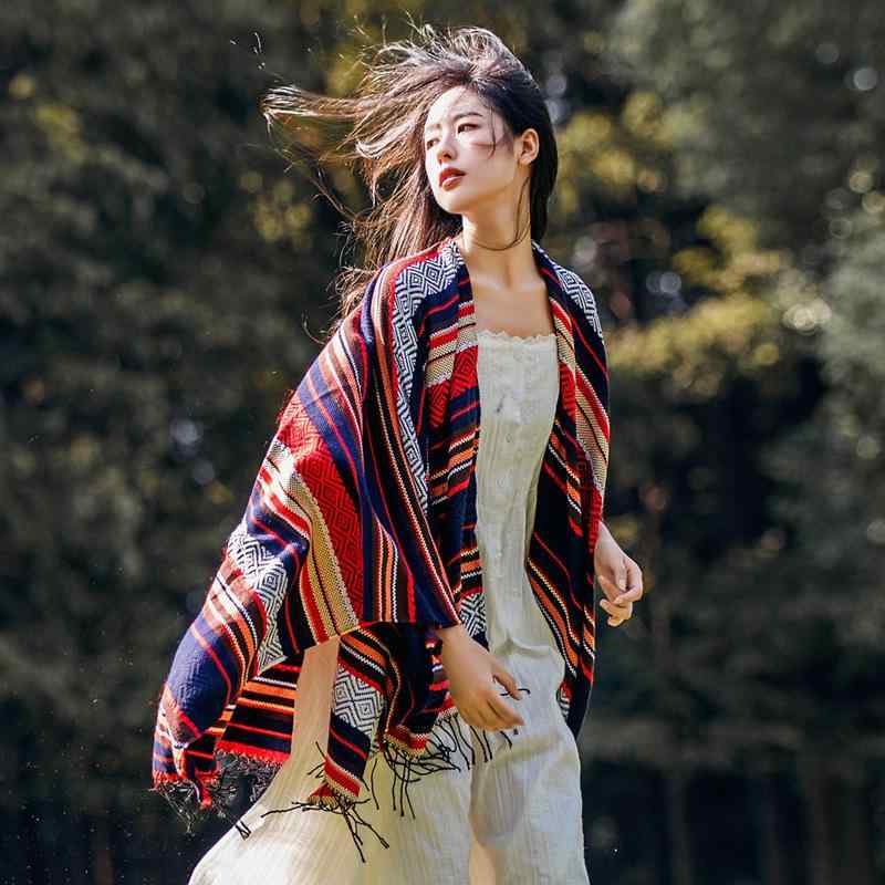 ・織り方: 平織り・デザイン: ロング・カラー: 花柄・生地: イミテーションカシミア・主成分: コットン51-60%・スタイル: エスニック・テイスト: ボヘミアン・レトロ