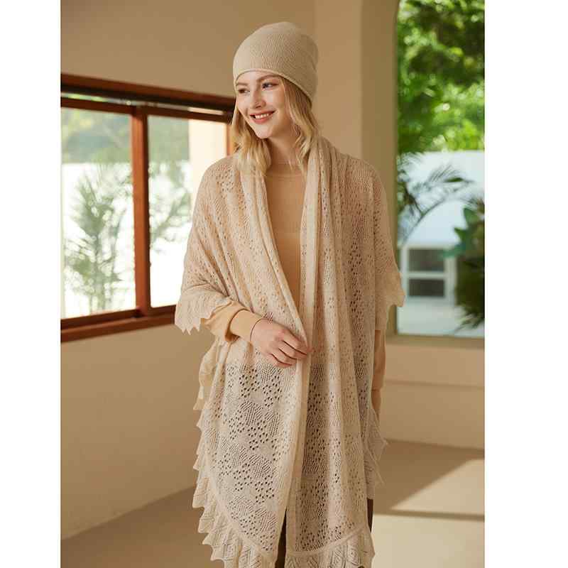 ・素材: カシミヤ・成分: カシミヤ100%・色: キャメル,ベージュ・長さ: 200cm・幅: 70cm・編み方: 経編・柄: 無地・機能: 保温・適用性別: 女性・スタイル: 特長