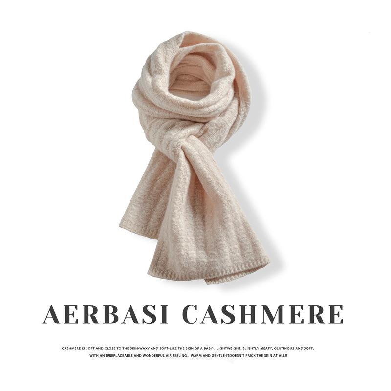 ・織り方: 平織・機能: 保温・款式: 普通長・色: 青、紫、赤、黒・長さ: 30cm×160cm・主素材含有率: 31%〜50%・スタイル: 百搭、優雅、カジュアル、シンプル・素材名: カシミヤ・主素材: カシミヤ・スタイル分類: ファッ...