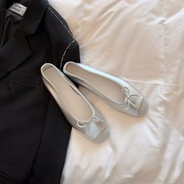 ・つま先形状: スクエアトゥ・アッパー素材: 合成皮革・対象性別: 女性・ヒール高: 3-6cm・パターン: ツートーン・カラー: シルバー(フラット),シャンパンピンク(フラット),ミルクホワイト(フラット),ブラック(フラット),シルバ...