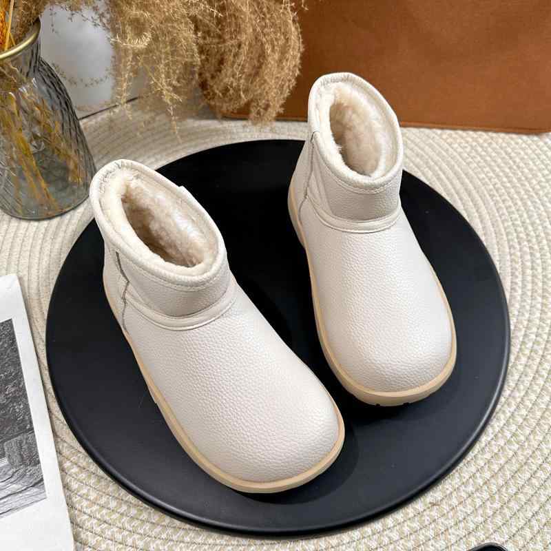 ・機能: 滑り止め,保温,耐摩耗・アッパー素材: 本革・ソール素材: ラバー・シューズハイト: ミッドカット・トゥ形状: ラウンドトゥ・ヒール形状: フラット・ライニング素材: レザー&amp;ファー・開口: ミッドカーフ・スタイル: カジ...