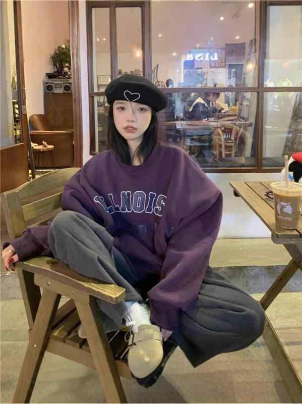 ・袖丈: 長袖・袖型: ラグラン袖・襟型: ラウンドネック・厚み: 厚手・素材: ポリエステル・主素材含有率: 50%-70%・色: パープル・サイズ: S,M,L,XL・対象: 女性