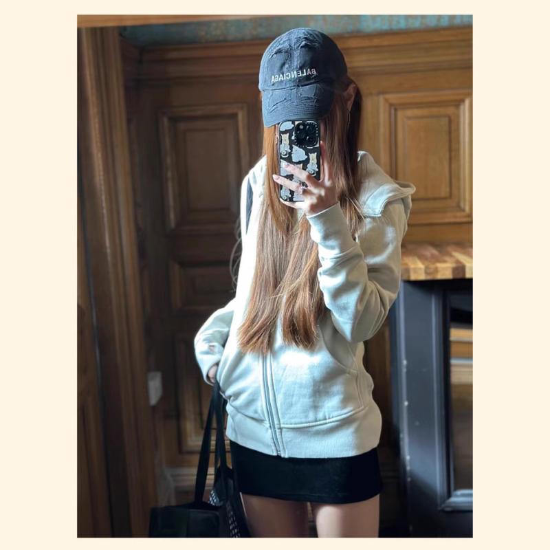 ・柄: 無地・タイプ: 開衫・シルエット: スリム・着丈: ショート・袖丈: 長袖・袖型: 普通袖・襟型: ジッパー・厚み: 厚手・生地: ポリエステル・主素材: コットン50-70%・副素材: ポリエステル30-50%・色: グレー,ブラ...