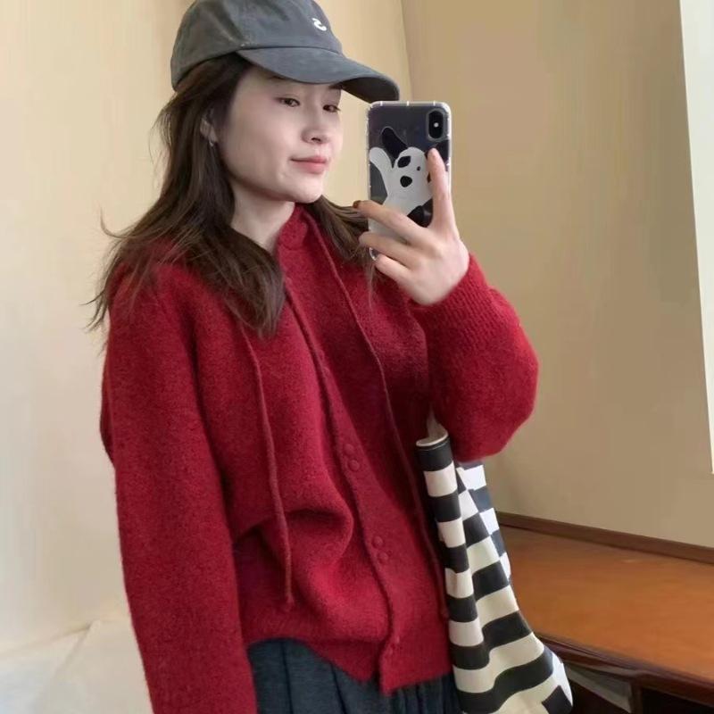 ・主素材: スパンデックス・主素材含有率: 30%以下・柄: 無地・セット: 単品・タイプ: 開襟・シルエット: ルーズ・袖タイプ: ラグランスリーブ・襟型: ポロ襟・袖丈: 長袖・加工: 立体装飾,ステッチ,トップステッチ,ボタン,リブ・...