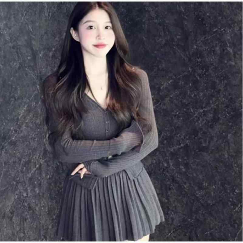 ・素材: コットン95%以上・柄: 無地・シルエット: スリム・襟型: ハルターネック・袖丈: ロング・袖型: パフスリーブ・カラー: ダークグレー・サイズ: S,M,L,XL・前立て: シングルブレスト・スタイル: 通勤・対象: 女性成人