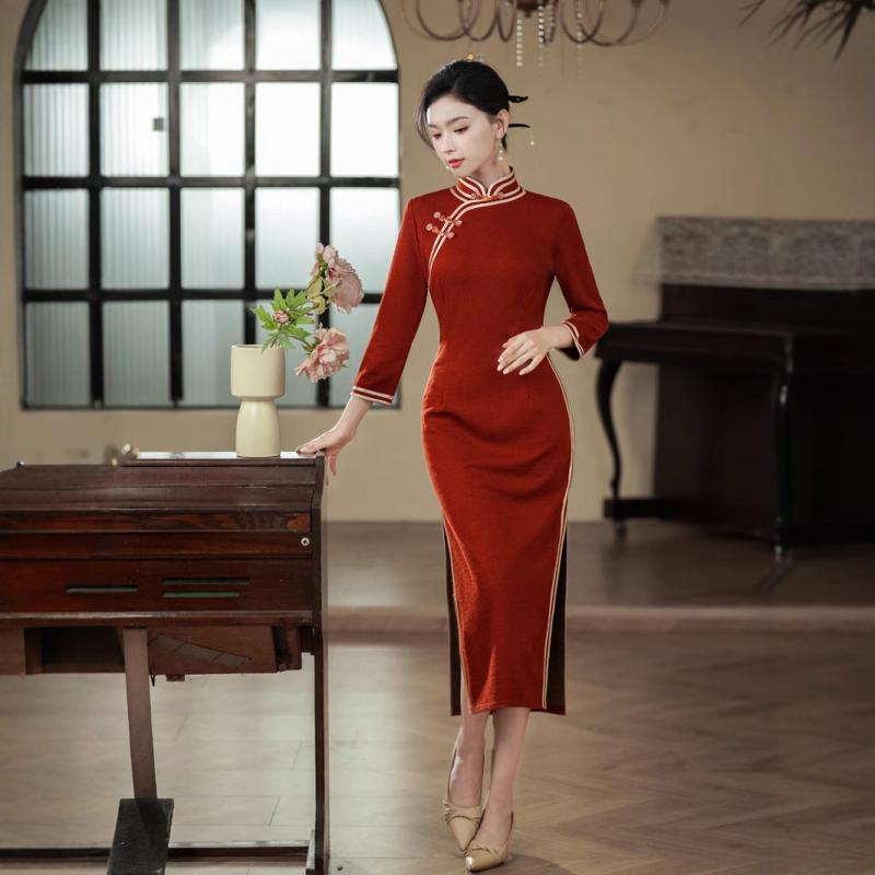 ・素材: ポリエステル95%以上、スパンデックス30%以下・丈: ロング旗袍・襟型: スタンドカラー・襟型: 斜襟・袖丈: ロングスリーブ・スリット: ロースリット・デザイン要素: ジッパー・色: 赤・サイズ: M,L,XL,2XL,3XL...