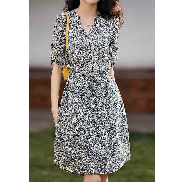 ・スカート丈: ミドル丈・スカート型: Aライン・袖丈: 長袖・袖型: 通常袖・ウエスト: ルーズ・色: グレー・サイズ: S,M,L,XL・前立て: ボタンなし・スタイル: 通勤・タイプ: ワンピース・組み合わせ: 単品・款式: ベーシック