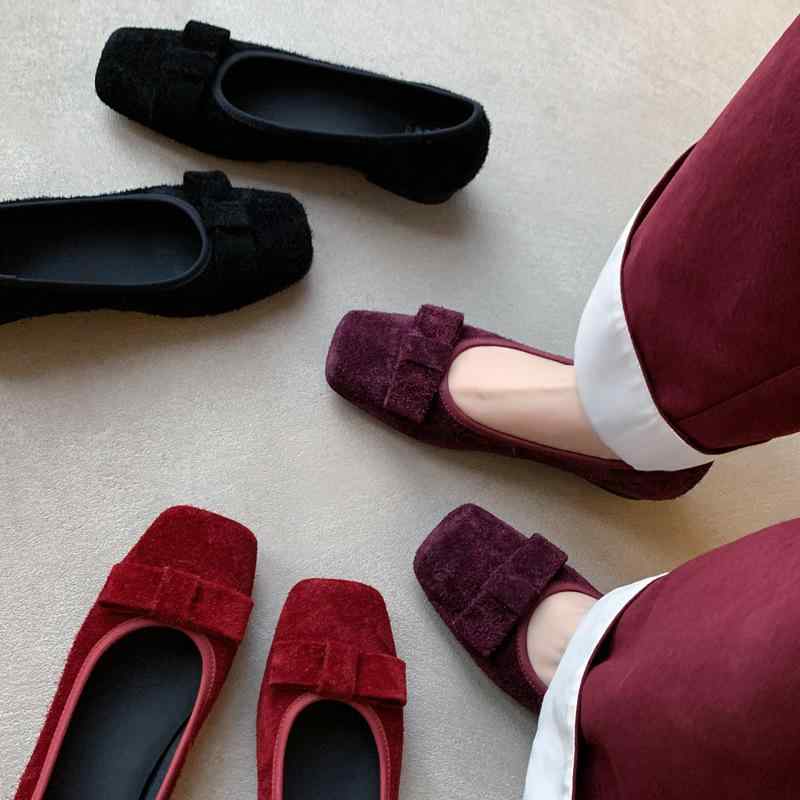 ・つま先形状: スクエアトゥ・アッパー素材: 牛革・スタイル: スイート・対象性別: 女性・ヒール高: 1-3cm・パターン: 無地・カラー: パープル,ブラック,レッド・サイズ: 34,35,36,37,38,39,40・ソール素材: 牛...