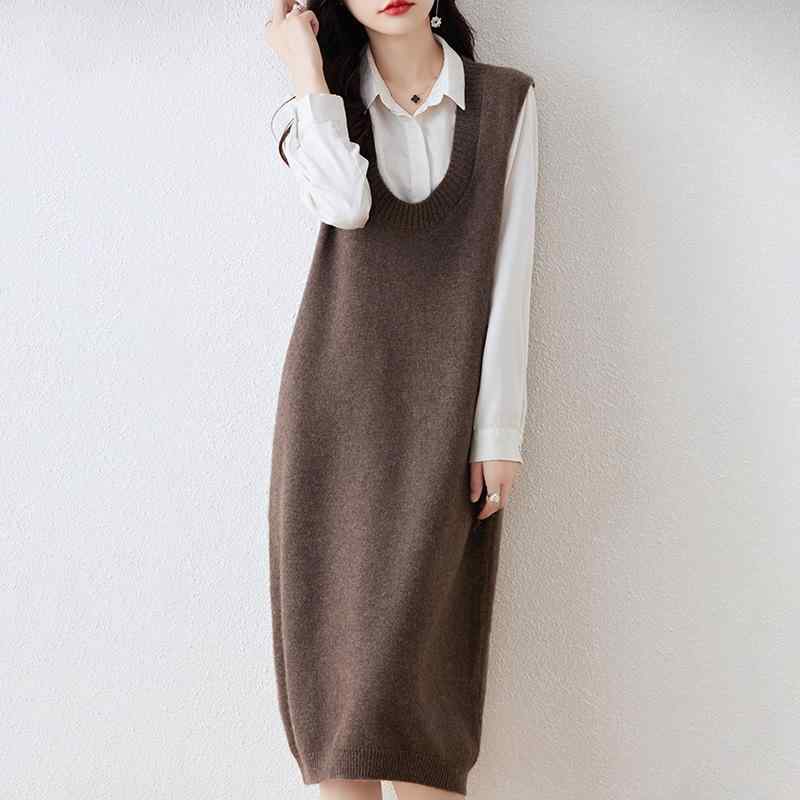 ・主素材: ウール95%以上・パターン: 無地・加工: パッチワーク/接ぎ・スタイル: プルオーバー・組み合わせ: 単品・スカート丈: ロング・スカート型: Aライン・ネック: Uネック・袖タイプ: ノースリーブ・袖丈: ノースリーブ・ウエ...