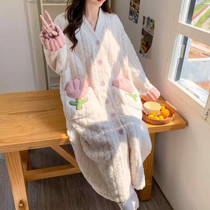 ・素材: フランネル・スタイル: ワンピース・主素材: ポリエステル・ポリエステル含有率: 95%-100%・生地厚さ: 181-200g/m²・襟型: Vネック・袖丈: 長袖・機能: 授乳,睡眠,リラックス,ホームウェア・対象: 妊婦・適...