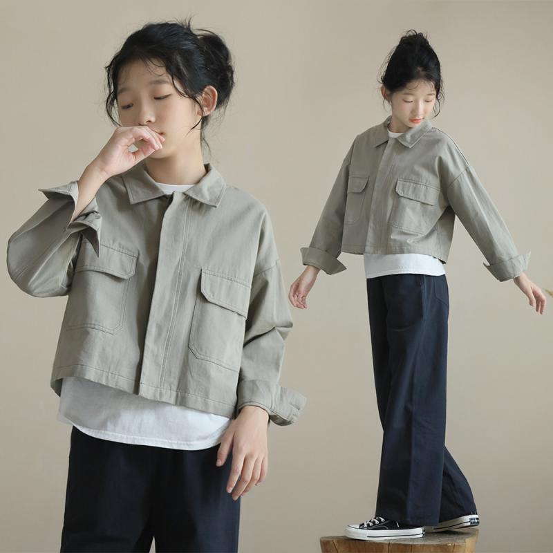 ・対象性別: 女児・襟型: ラペル・スタイル: 日本風・柄: 無地・厚み: 普通・要素: イギリス風・袖丈: 長袖・生地: ニット・表地成分: コットン100%・裏地成分: コットン100%・ボタン配置: シングル・着丈: ショート・適合身...