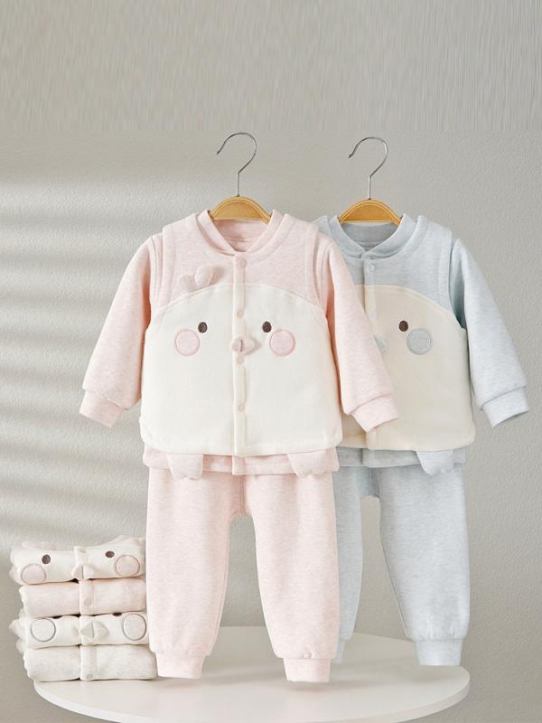 ・性別: ユニセックス・スタイル: シンプル・セット種類: パンツセット・セット数: 3点セット・対象年齢: 新生児(0~1歳)・袖丈: 長袖・パンツ丈: 9分丈・生地加工: 柔軟処理・厚み: 普通・柄: カルトゥーン・生地: コットン・成...