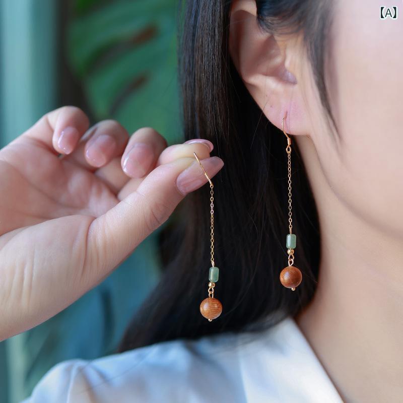 ・素材: 沈香・加工: 精工・形状: 幾何型・色: 晴水翡翠, 藍水翡翠, 天然蜜蠟, 天然南紅・素材: 925シルバー・カテゴリ: イヤリング・対象: 女性・スタイル: オリジナルデザイン・流行要素: 自然