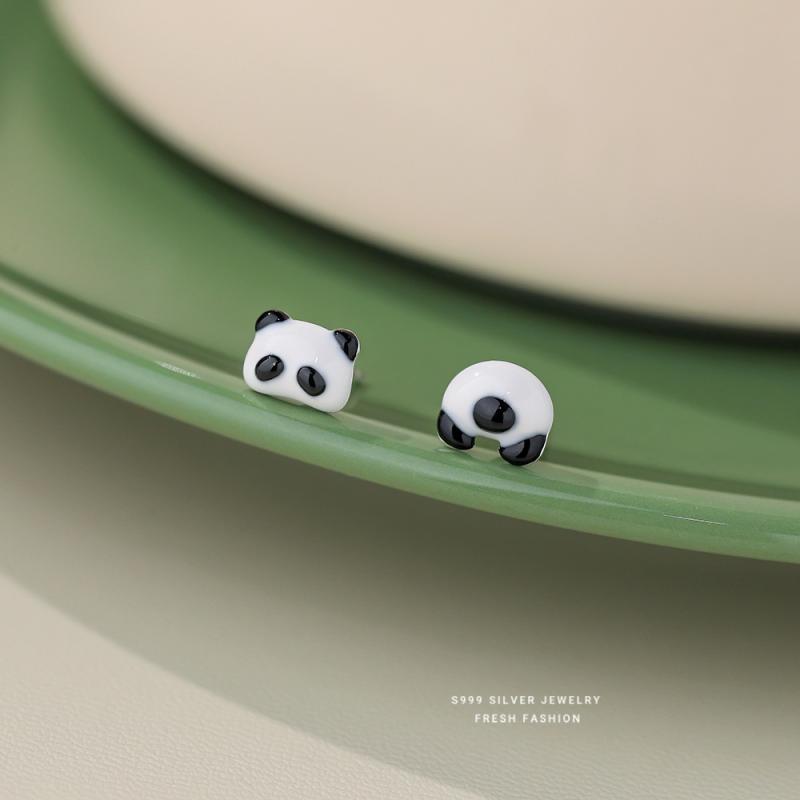 ・素材: シルバー・加工: 滴膠・形状: 動物・生肖・色: シルバー・純度: 足銀・流行要素: パンダ・スタイル: 可愛・スタイル分類: 清新甘美・カテゴリ: 耳飾り・対象: 女性