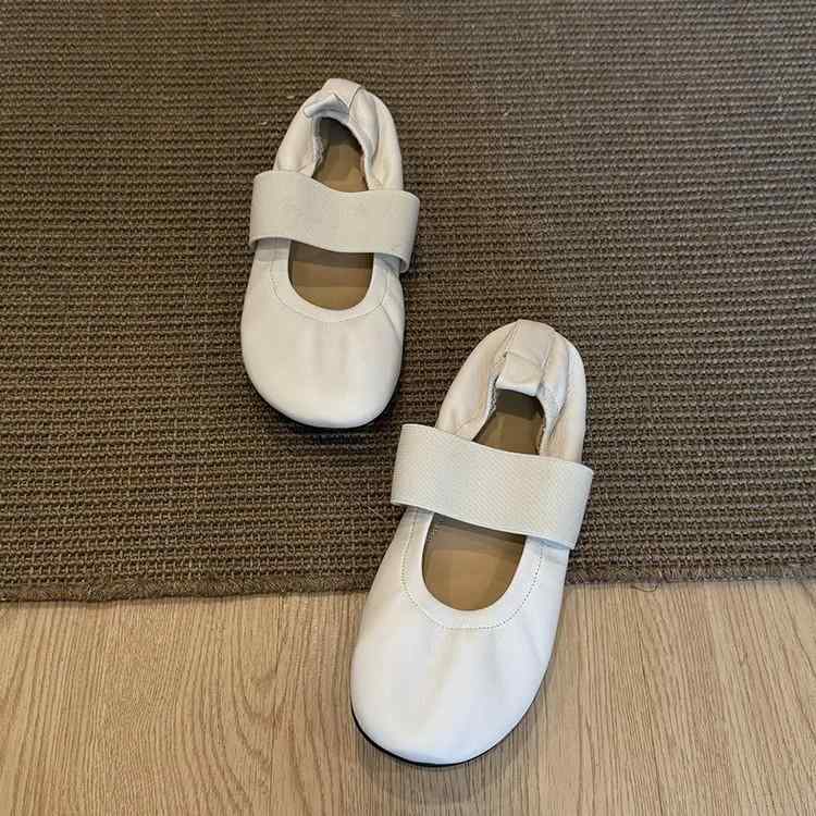 ・靴先形状: ラウンドトゥ・アッパー素材: 二層牛革・スタイル: レトロ・対象性別: 女性・ヒール高: 3cm以下・パターン: ソリッド・適合季節: 夏、春、秋・カラー: ホワイト、ブラック・サイズ: 35,36,37,38,39,40・ソ...