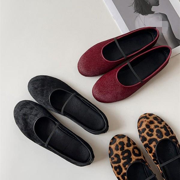 ・カラー: ブラック,ワインレッド,レオパード・サイズ: 35,36,37,38,39,40・つま先形状: ラウンドトゥ・スタイル: シンプル・アッパー素材: 牛革・皮質特徴: 馬毛・ヒール高: 1-3cm・パターン: 無地・対象年齢: 成...