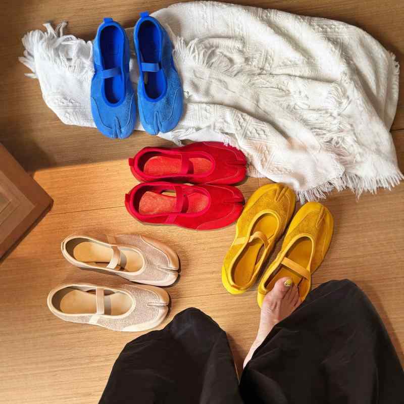 ・対象性別: 女性・アッパー素材: 牛革・革質: 頭層牛革・トゥ形状: ラウンドトゥ・ヒール高: 3cm以下・パターン: 配色・適合季節: 春,夏,秋・カラー: オレンジ,赤・サイズ: 35,36,37,38,39,40・ソール素材: ラバ...