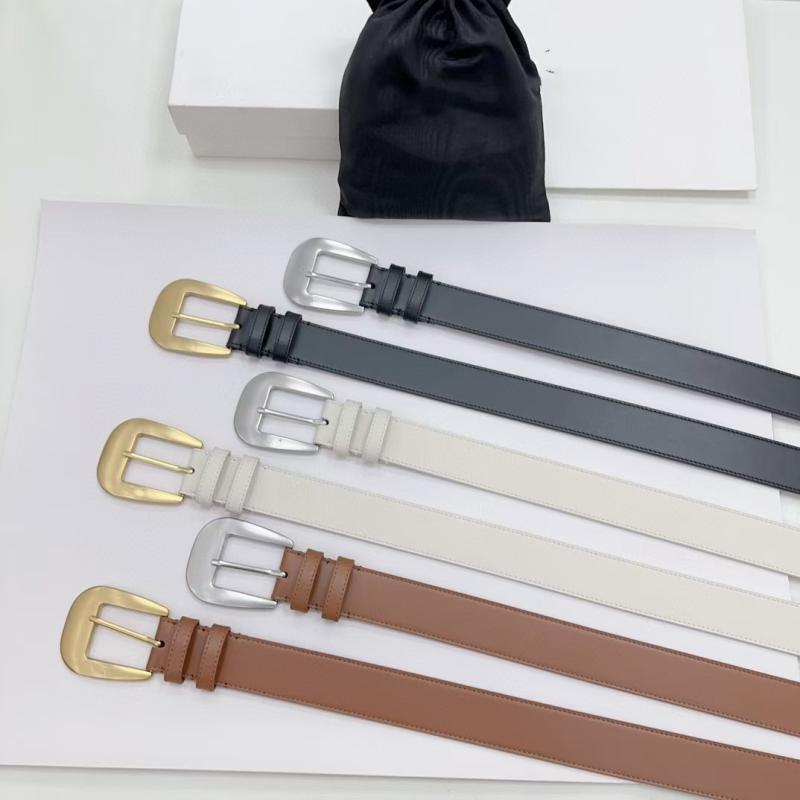 ・素材: 本革・革質: 上層牛革・バックル素材: 銅・留め具: ピン留め・カラー: 黒（銀バックル）、黒（金バックル）、茶（金バックル）、茶（銀バックル）、白（金バックル）、白（銀バックル）・幅: 2.3cm・長さ: 105cm・スタイル:...