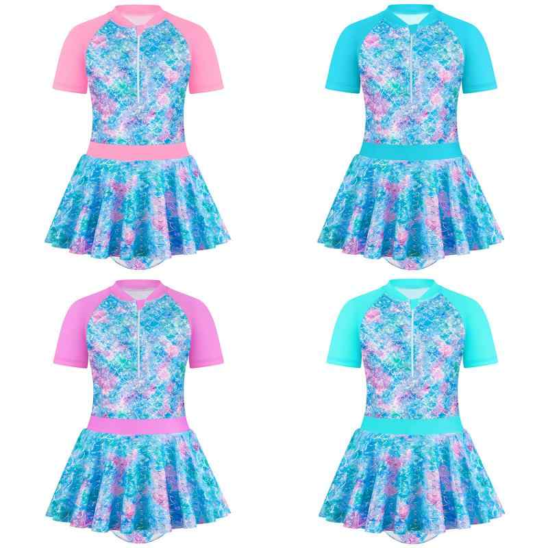 ・性別: 女児・年齢: 4-12歳・伸縮性: 高・表地: ポリエステル・表地成分: ポリエステル88%・重量: 120g/m²・裏地: ポリエステル・裏地成分: ポリエステル88%・使用シーン: スイミング、水遊び・サイズ: 100cm,1...