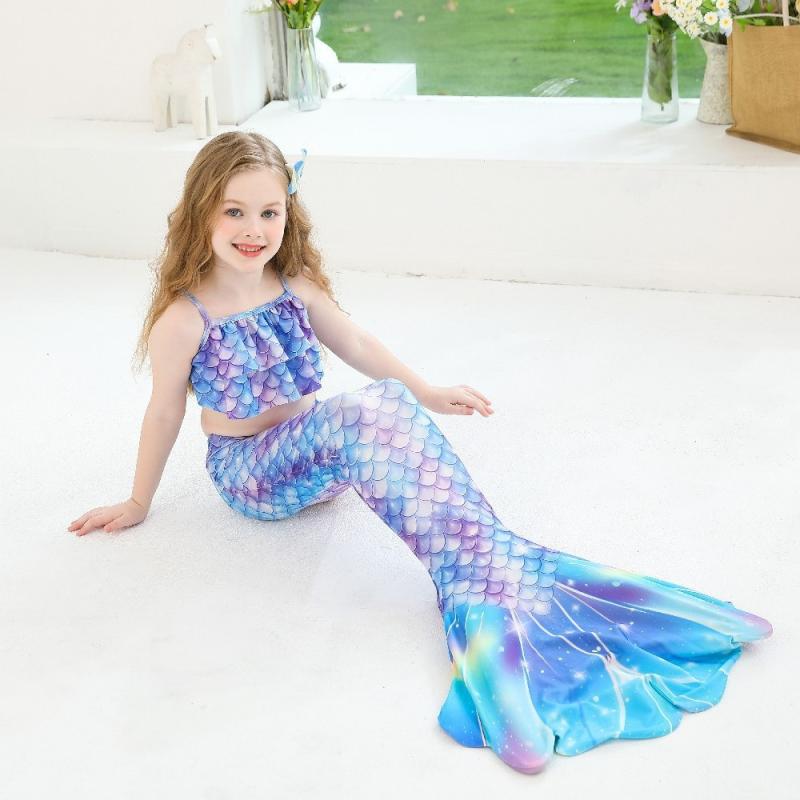 ・対象年齢: 2-10歳・対象性別: 女・生地: ポリエステル・素材: ポリエステル100%・裏地: ポリエステル・サイズ: 110,120,130,140,150・スタイル: 三角パンツ