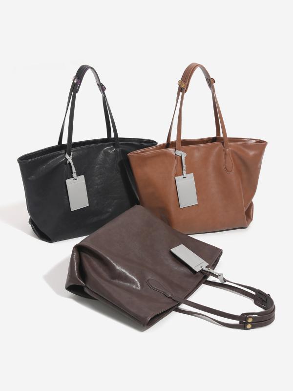 ・カラー: ブラック,チョコレート,ブラウン・サイズ: 36x15x28cm・素材: PU・バッグサイズ: 大・裏地: ポリコットン・形状: 横型方形・開閉方式: ジッパー・内部構造: ジッパー隠しポケット,携帯ポケット,カードポケット・外...