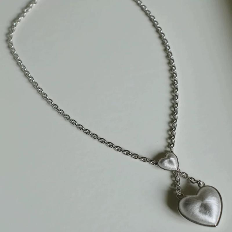 ・素材: 925シルバー・加工: メッキ・形状: ハート・チェーン: O字チェーン・長さ: 41cm-50cm・スタイル: ライトラグジュアリー・スタイル分類: ファッション通勤・対象: 女性