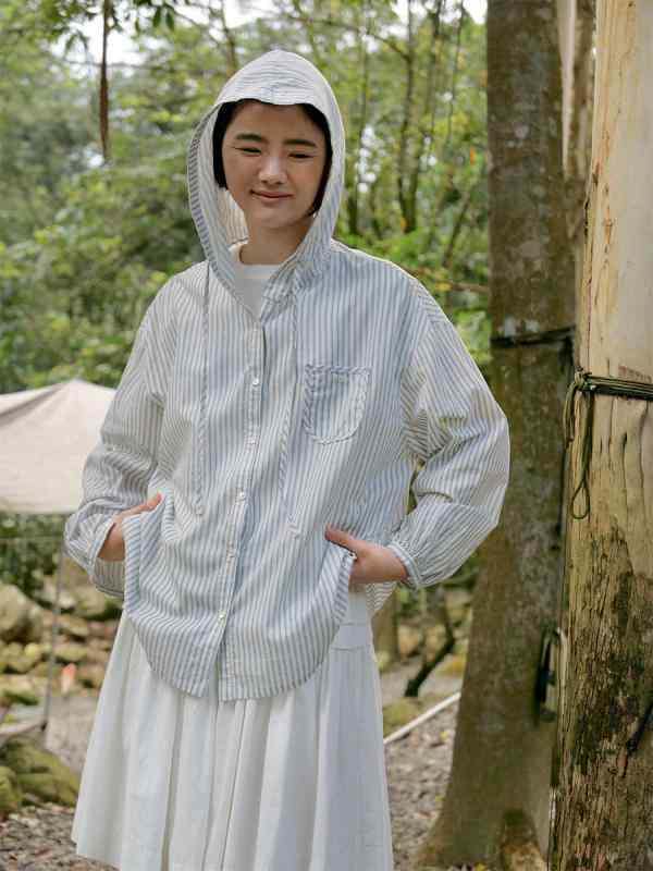 ・素材: ナイロン・素材含有率: 95%以上・柄: ストライプ/チェック・款式: ベーシック・袖丈: 長袖・加工: パッチワーク/スプライス・フィット: ルーズ・着丈: ミディアム・襟: フード・袖型: ストレート・カラー: カーキ, ブル...