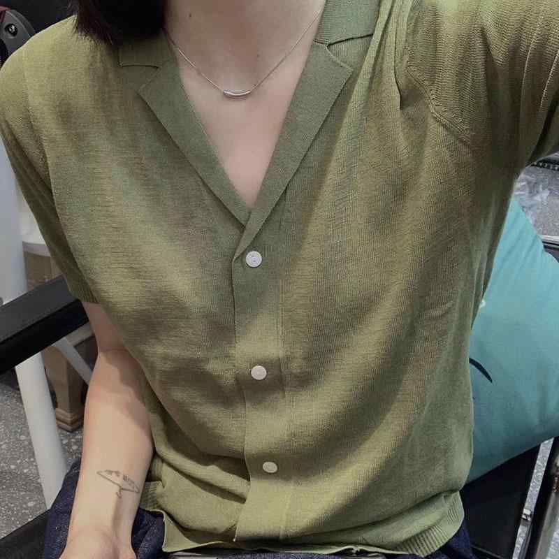 ・生地: ウール・ウール含有率: 30-50%・柄: 無地・厚み: 薄手・デザイン: プルオーバー・フィット: ルーズ・袖: 通常袖・襟: スーツ領・袖丈: 3/4袖・色: カーキ・サイズ: M,L・スタイル: 通勤