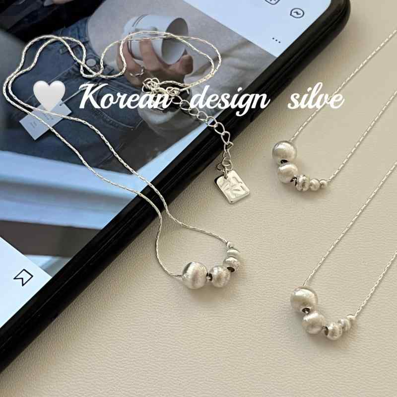 ・素材: シルバー・加工: 抛光・形状: ジオメトリック・チェーンスタイル: 蛇骨チェーン・ペンダント素材: 925シルバー・長さ: 41cm-50cm・純度: 925シルバー・流行要素: 円・スタイル: シンプル・対象: 女性用