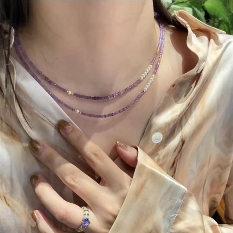 ・素材: 混合素材・スタイル: 個性・色: 紫水晶、パール・加工: 手作り