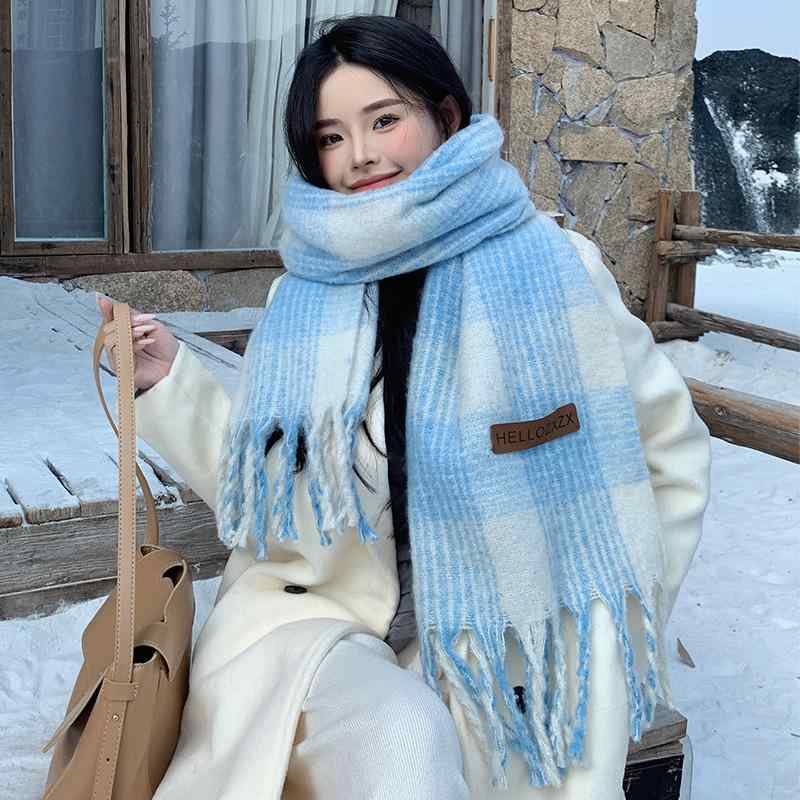 ・編み方: 経編・流行要素: フリンジ,チェック・機能: 保温・款式: ロング・カラー: ライトブルー,ブラック,ラスティレッド,グリーン・長さ: 200cm×60cm・主素材含有率: 96%以上・スタイル: ベーシック,エレガント,ミニマ...