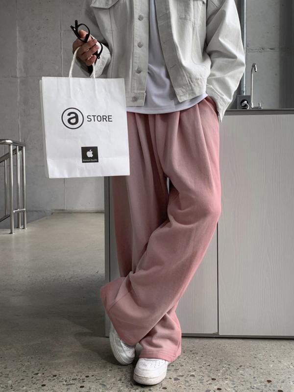 ・パンツスタイル: ロングパンツ・パンツ形状: ストレート・ウエスト位置: ミッドライズ・厚み: 普通・柄: 無地・使用シーン: 日常・裾形状: ストレート・加工: ウォッシュ・フィット感: ルーズ・ストレッチ: 微弾・主素材: コットンポ...