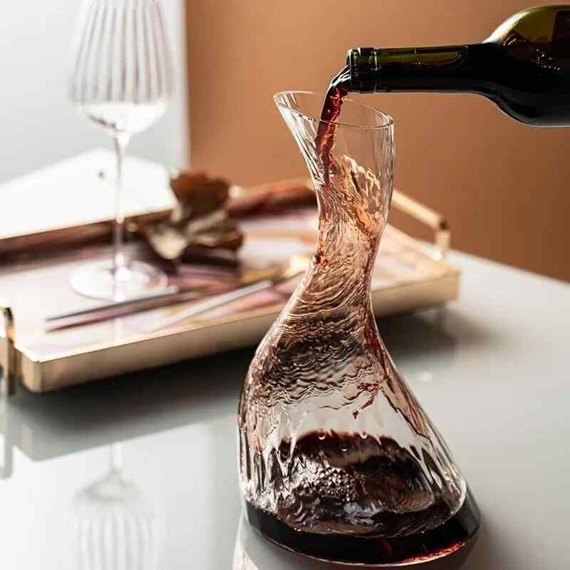 ・素材: ガラス・容量: 1000ml以上・色: 透明