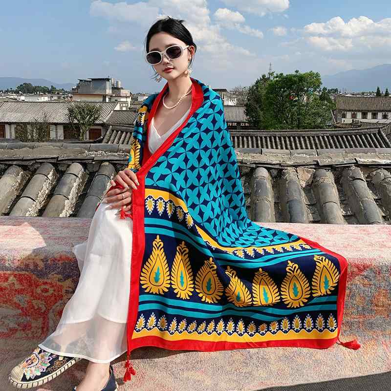 ・適用性別: 女性・素材: ツイルコットン・色: 黄と青の花柄・スタイル: ビンテージエスニック・長さ: 90cm×180cm・幅: 90cm・織り方: ツイル・パターン: 花柄・機能: 日よけ・加工: ジャカード織り・流行要素: プリント...