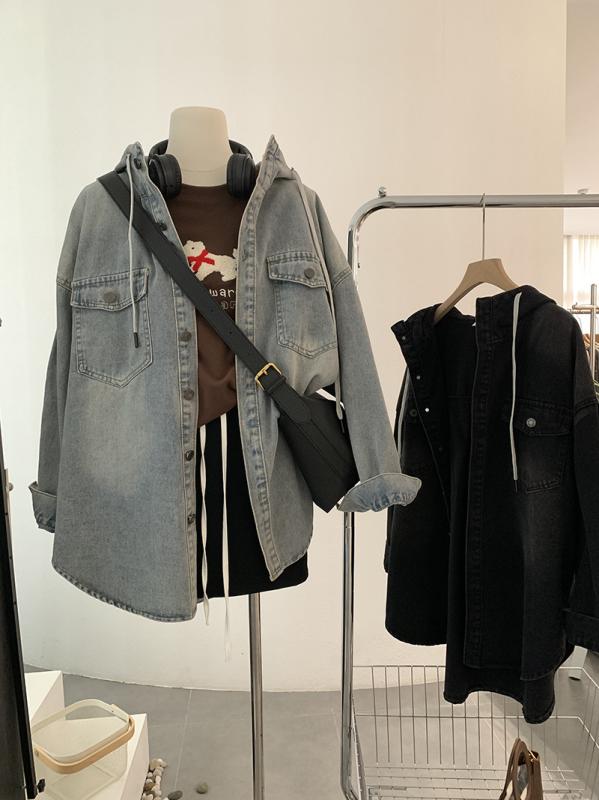 ・生地: デニム・シルエット: ルーズ・セット: 単品・着丈: 中長丈 (65-80cm)・袖丈: 長袖・袖型: 通常袖・襟型: フード・加工: スプライス・カラー: ブラック、ライトブルー・サイズ: フリーサイズ・スタイル: レトロ・前立...