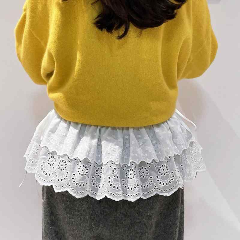 ・パターン: 花柄・加工: 刺繍・生地: コットン・主生地成分: コットン95%以上・スカート型: フレアスカート・スカート丈: 超短スカート・ディテール: 紐・サイズ: フリーサイズ・スタイル: プリンセス風・ストレッチ: 中程度