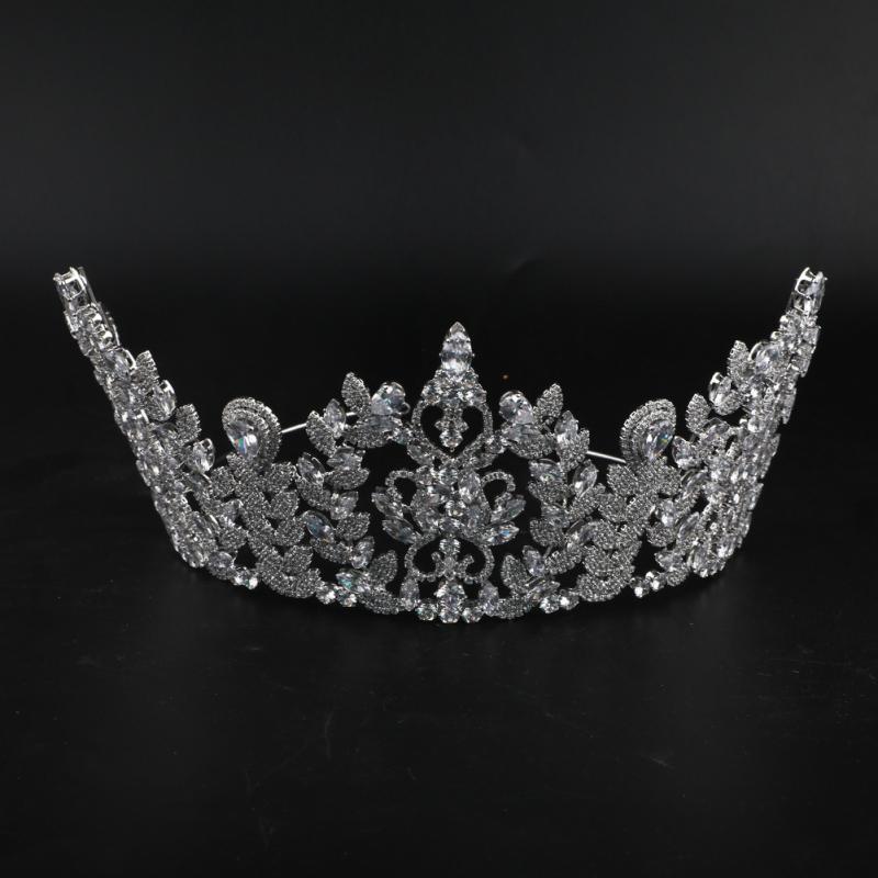 ・素材: 銅・メッキ: ゴールドメッキ,ホワイトゴールド・スタイル: 欧米風・対象: 女性用・形状: クラウン・加工: ハンドメイド・宝石: AAAジルコン・カラー: ゴールド,ホワイトゴールド,ローズゴールド