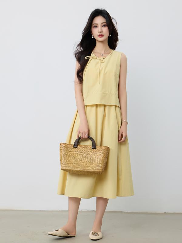 ・素材: ポリエステル 80-90%, コットン 30%以下・パターン: 無地・加工: パッチワーク/ステッチ・スタイル: ベーシック・組み合わせ: フェイクツーピース・スカート丈: ロング・スカートタイプ: Aライン・ネックライン: ラウ...