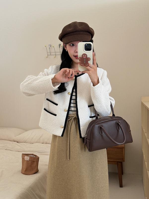 ・生地: ツイード・主素材: ポリエステル90-95%・副素材: コットン30%以下・柄: コントラストカラー・シルエット: ストレート・厚み: 薄手・着丈: ミドル丈・袖丈: ロングスリーブ・袖タイプ: 普通袖・ネック: ラウンドネック・...