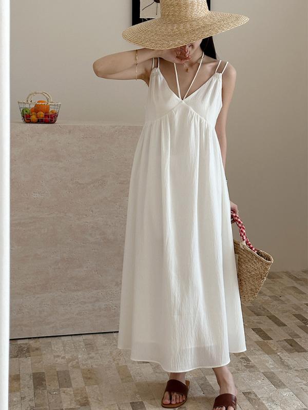 ・素材: ポリエステル70-80%、レーヨン30%以下・パターン: 無地・加工: 熱定型・スタイル: 吊帯・丈: ロング・スカートタイプ: 吊帯スカート・ネック: Vネック・袖: ノースリーブ・ウエスト: ルーズ・ディテール: 紐・色: ベ...