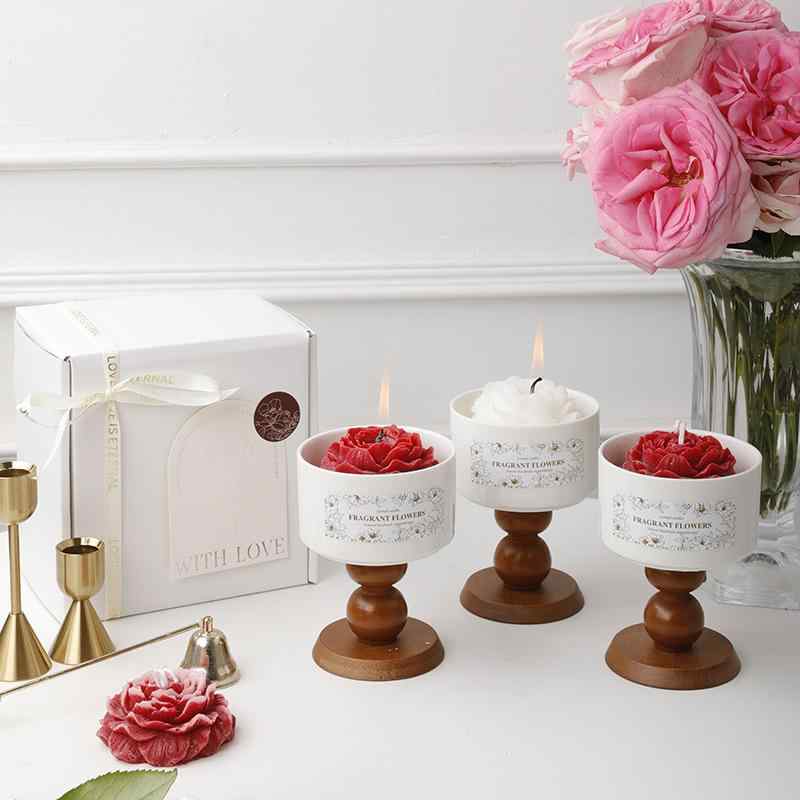 ・素材: 大豆混合ワックス・加工: 手作り、注型・種類: アロマキャンドル・形状: カップ型