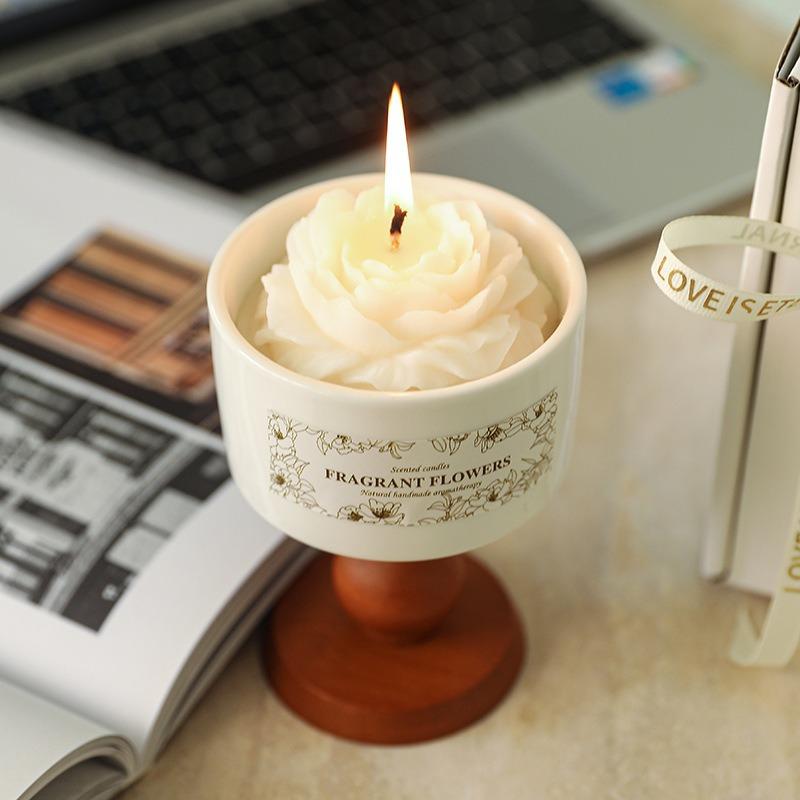 ・素材: ソイワックス混合・加工: 手作り、注型・種類: アロマキャンドル・形状: カップ型・色: 白玫瑰、沉醉之印