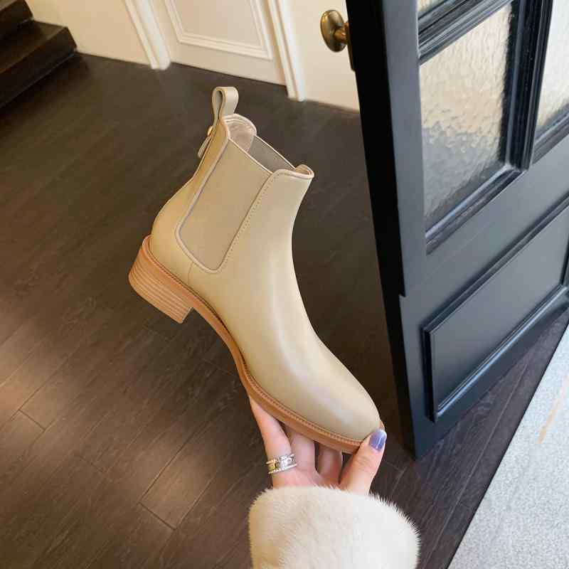 ・シューズアッパー素材: 二層牛革・ソール素材: ゴム・対象性別: 女性・スタイル: カジュアル・トゥ形状: ラウンドトゥ・ヒール形状: チャンキーヒール・ヒール高: 1-3cm・筒丈: ローカット・厚み: 普通・着脱方法: スリッポン・パ...