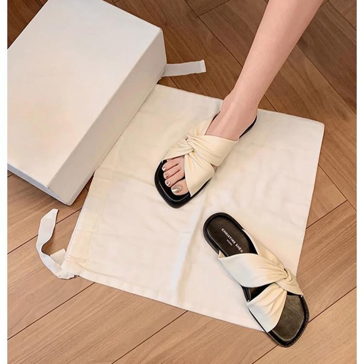 ・タイプ: ストラップサンダル・対象年齢: 成人・スタイル: カジュアル・アッパー素材: 本革・ソール素材: ラバー・パターン: 無地・ライニング素材: レザー・コンストラクション: セメント・機能: 滑り止め、耐摩耗・カラー: オフホワイ...