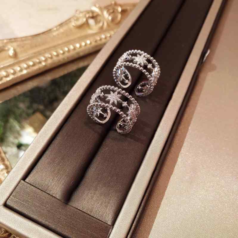 ・素材: シルバー・純度: 925シルバー・色: ホワイトゴールド・形状: 星形,幾何型・加工: ダイヤ埋め込み・サイズ: 開口可調節・対象: 女性用・スタイル: クール・デザイン要素: 不規則,六芒星